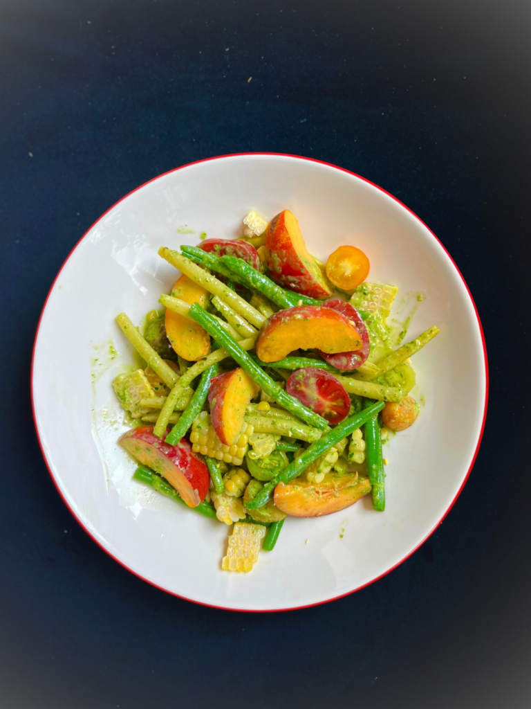 A Lovely Summer Salad - Hong Thaimee